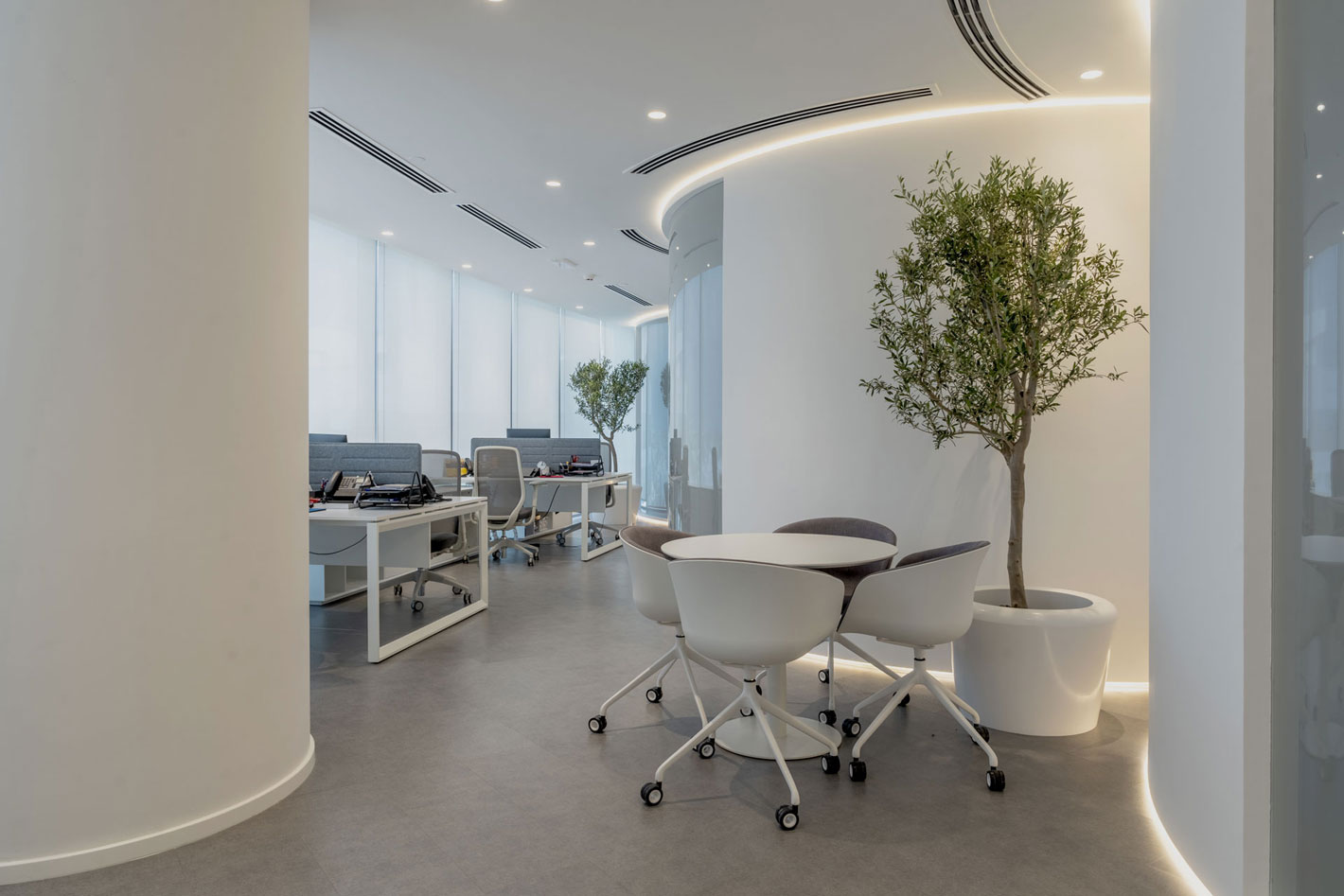Best Interior Fitout Services in Dubai UAE | Lloyd Design Fitouts